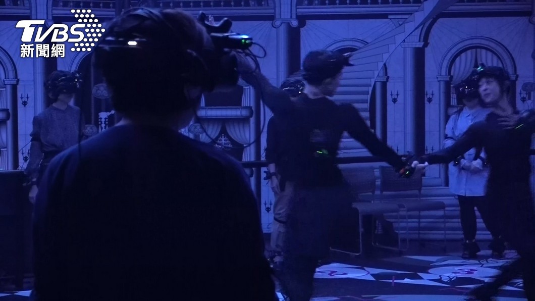 體驗再升級！推VR沉浸劇多人共舞、互動│TVBS新聞網