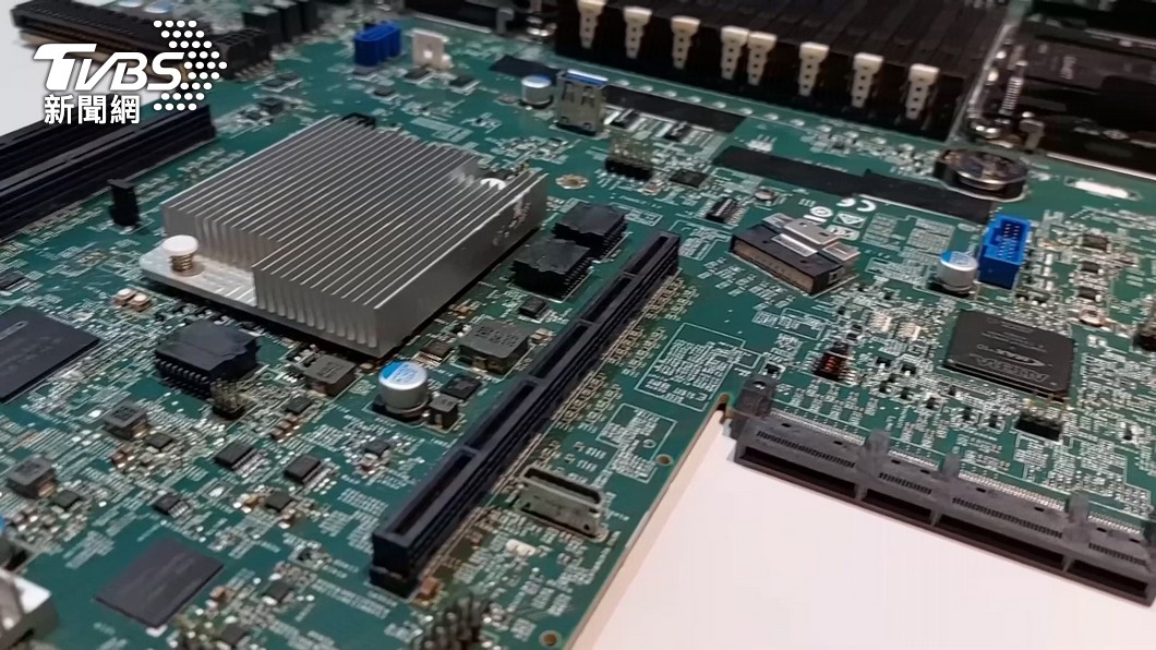 AI晶片戰！ 輝達市佔高.Intel攻效能.超微容量大│TVBS新聞網