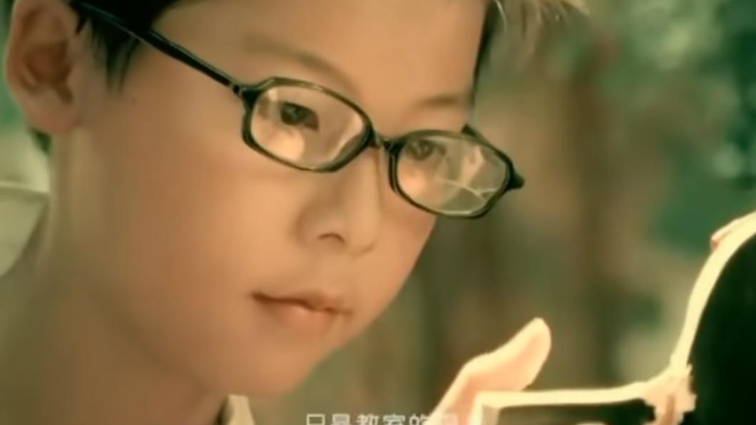 許光漢曾出演周杰倫MV！13歲超萌模樣曝 今昔對比太震撼│TVBS新聞網