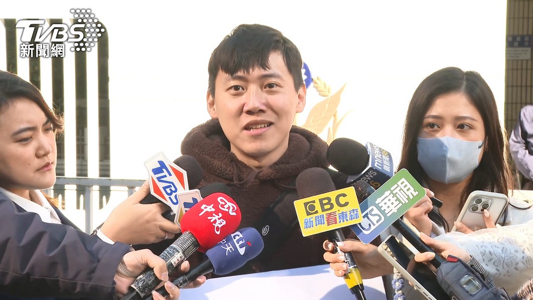 酸獲獎畫作首露面 Cheap：沒霸凌國中生│TVBS新聞網