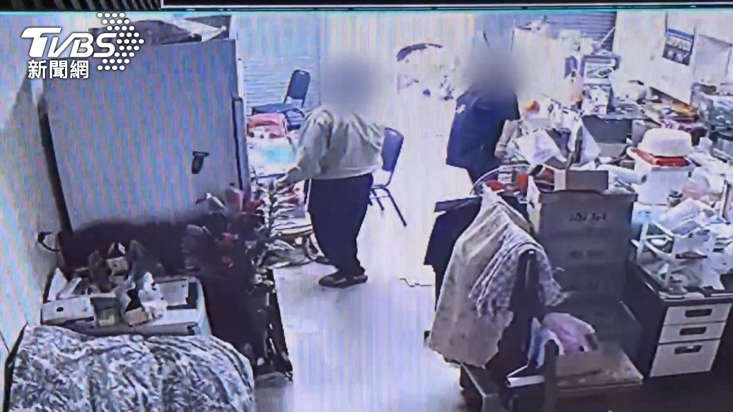 陌生人推銷「萬用粉」立刻有人買？ 店家事後驚覺「太巧合」│TVBS新聞網