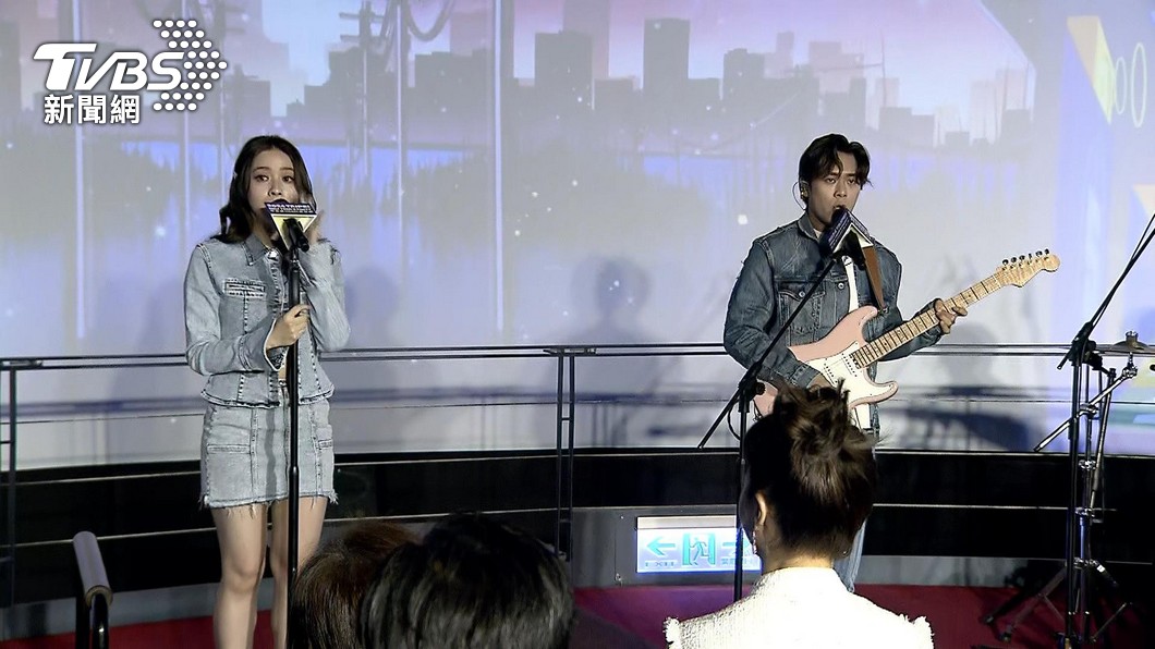 韓團MAMAMOO輝人唱嗨台南 邀粉絲共度耶誕│TVBS新聞網