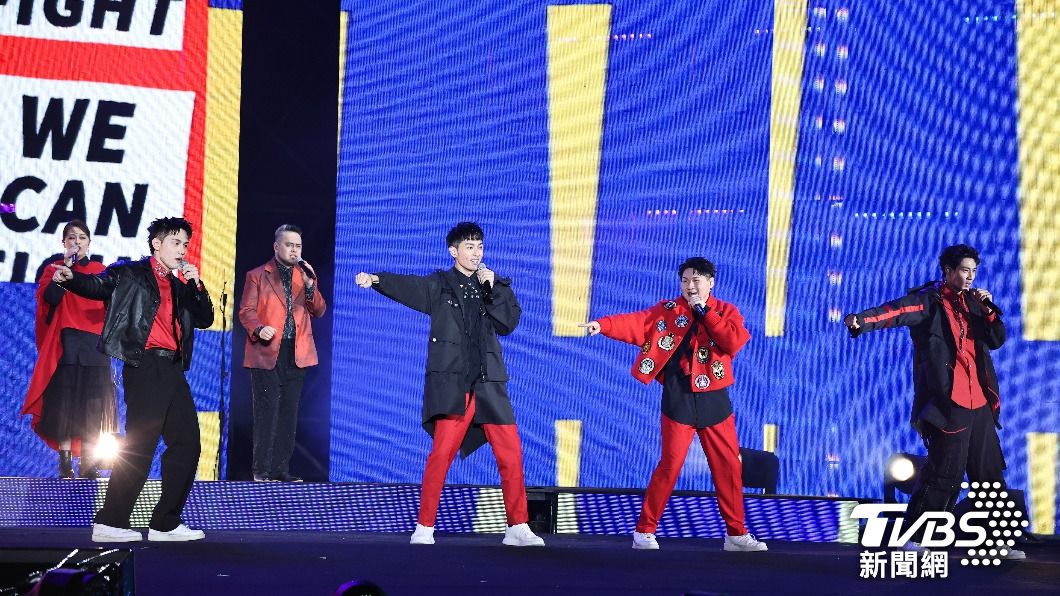 IT BOYZ登台北跨年！他減重完「下巴可插牛排」 隔1個月變超瘦│TVBS新聞網