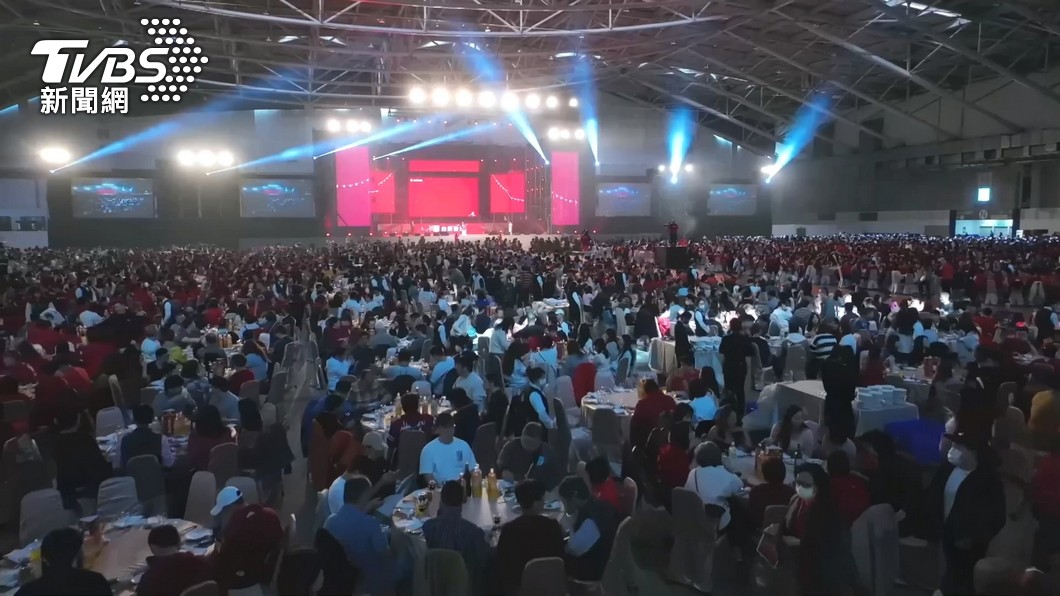好羨慕！台新金萬人尾牙 抽6700獎項「破千萬」│TVBS新聞網