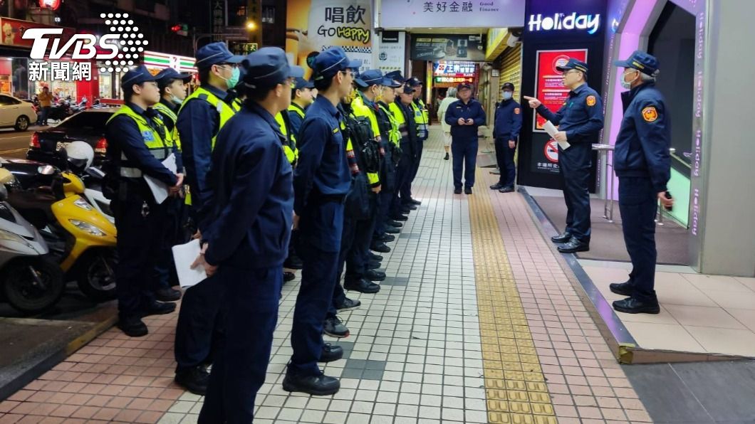 新北今晚全市擴大臨檢 中和分局出動70警威力掃蕩│TVBS新聞網