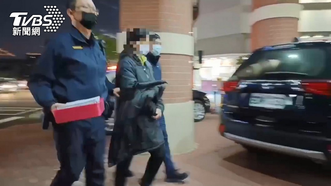 就靠這一招！受雇7年清潔婦 偷走醫生逾400萬黃金│TVBS新聞網