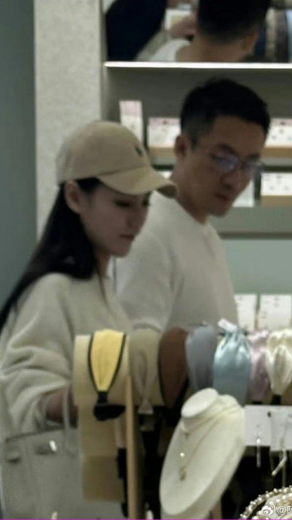 汪小菲新歡「超狂背景」起底！李進良是媒人 火速宣布再婚內幕曝光│TVBS新聞網