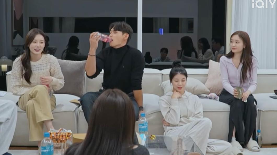 1張沙發100萬！Jennie自立門戶啟用辦公室 豪華內裝曝光│TVBS新聞網