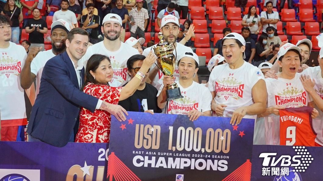 東超／富樫我的神！砍22分率噴射機摘冠 獲頒MVP、百萬美金 - 鏡週刊 Mirror Media