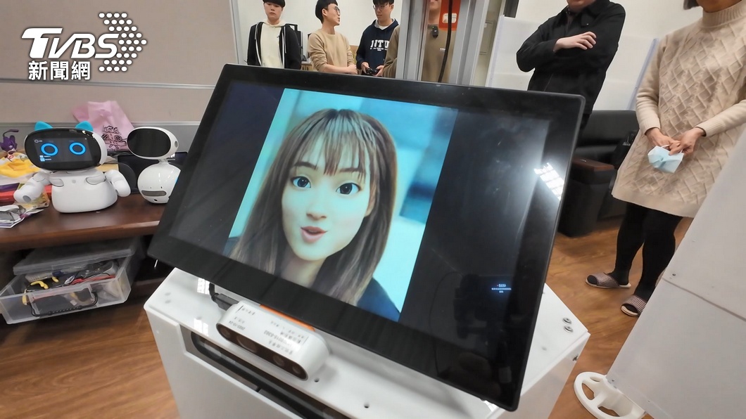 陪你聊天、談心事！ 「AI社交機器人」伴銀髮族│TVBS新聞網