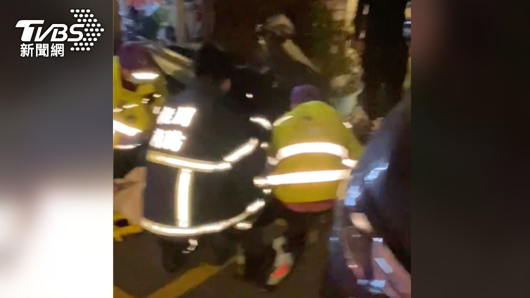 行人地獄再現！桃園女子遭Uber輾過卡輪下 驚悚畫面曝│TVBS新聞網