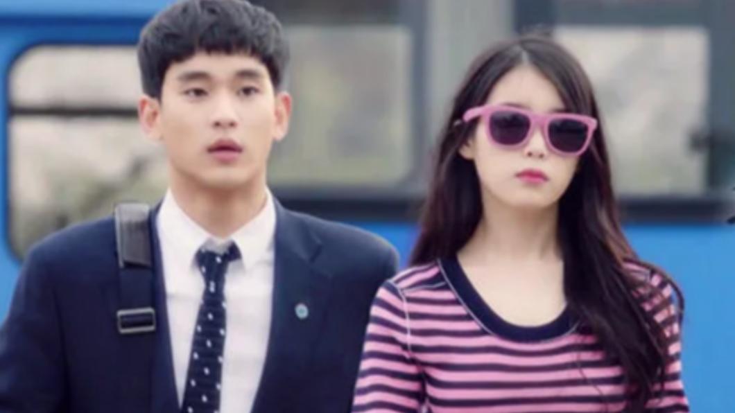 IU演唱會男粉突大吼！金秀賢化身迷弟點歌失敗 慘遭無視│TVBS新聞網