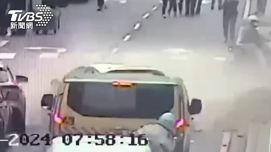 地震基隆災情逾40件 自來水塔倒塌變「瀑布」灑落路口│TVBS新聞網