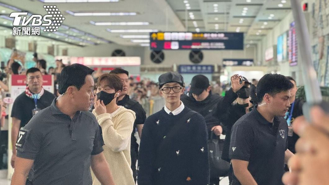 GOLDEN WAVE韓團拼盤演唱明登場 上千粉絲小港機場接機嗨爆│TVBS新聞網