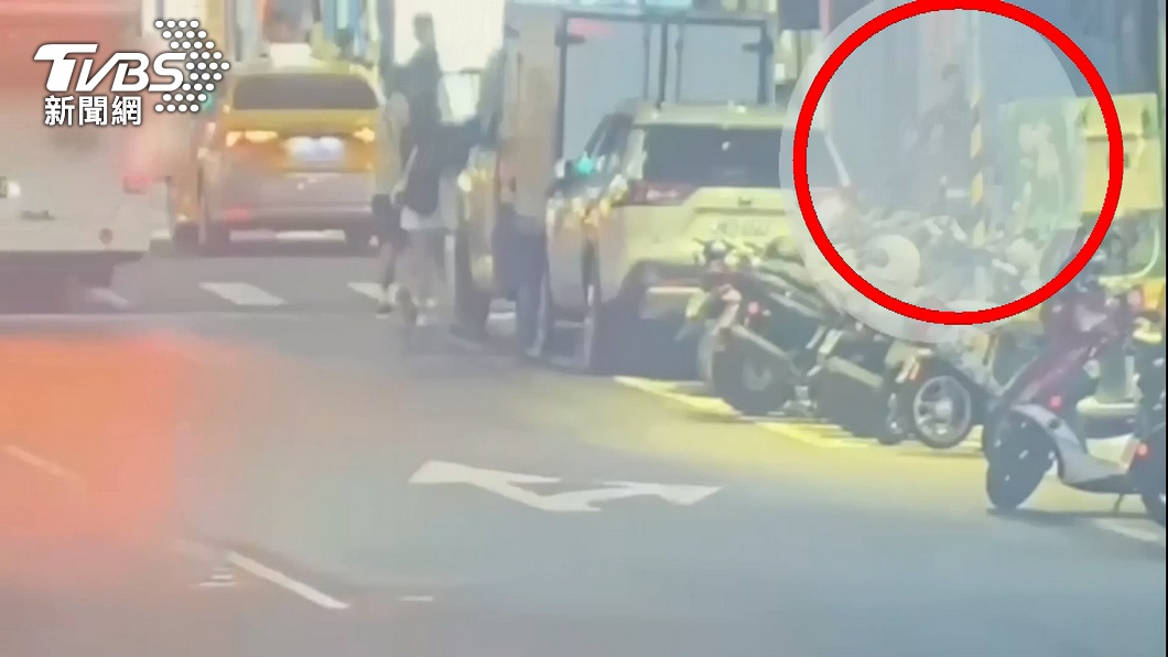 「笑啥」港籍遊客西門町聊天 遭4惡煞痛毆│TVBS新聞網