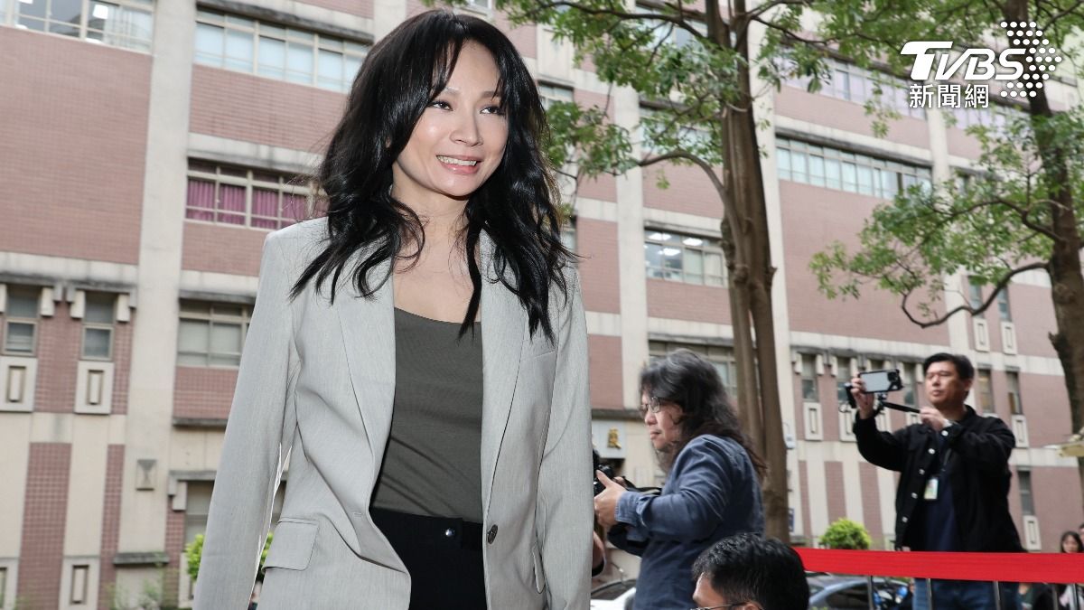 Faye痛揭內幕！告恩師陳建寧反被起訴誣告 「誠實面對法院審理」│TVBS新聞網