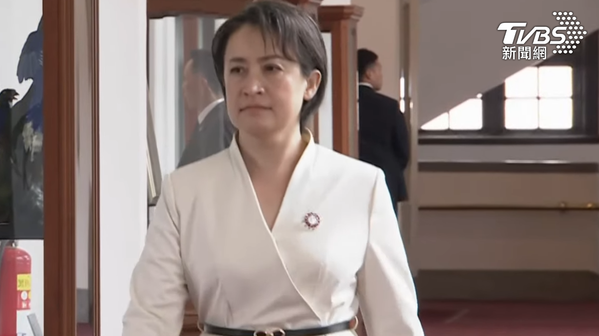 賴清德520就職！第一夫人「嫩粉套裝」曝 蕭美琴帥白西裝 - 鏡週刊 Mirror Media