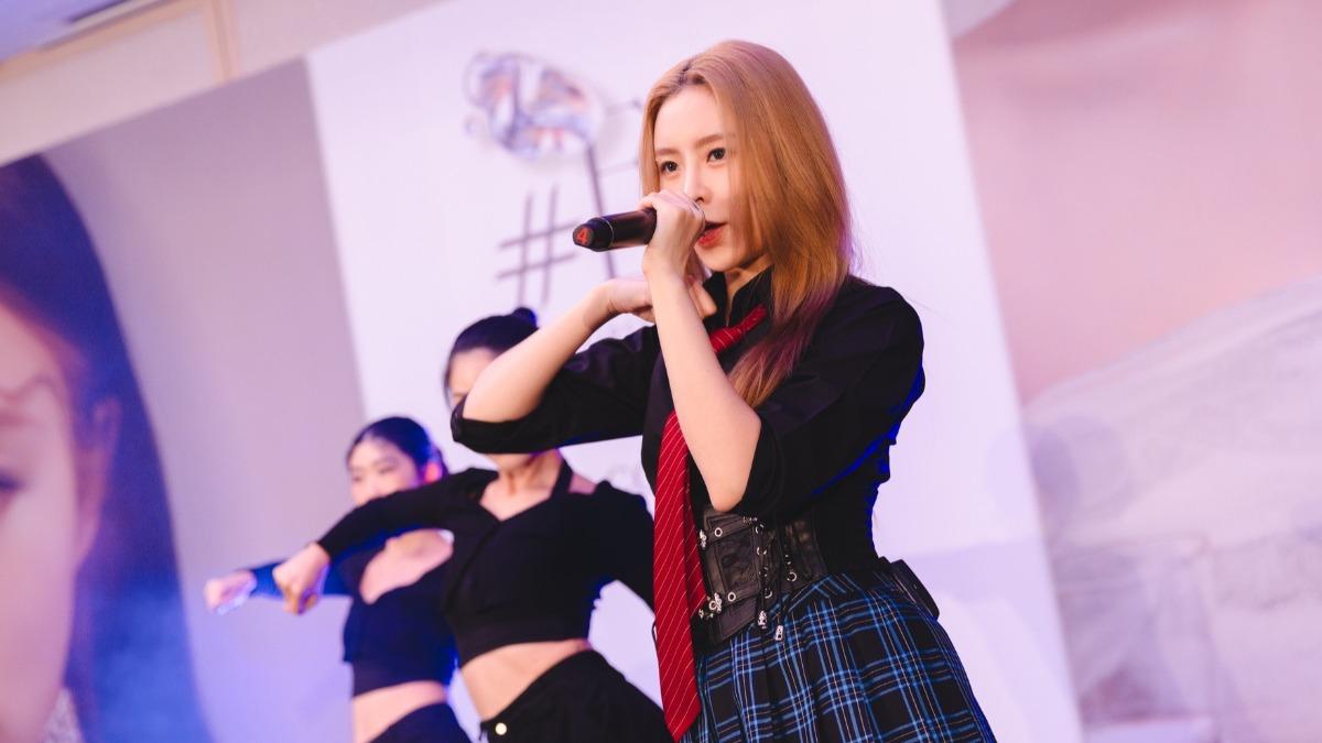 和周子瑜是閨密！Elkie揭真實互動 曝舒華續約（G）I-DLE進度│TVBS新聞網