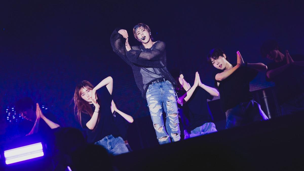 首次來高雄！MAMAMOO輝人狂流汗好害羞 1巧合粉絲嗨翻│TVBS新聞網