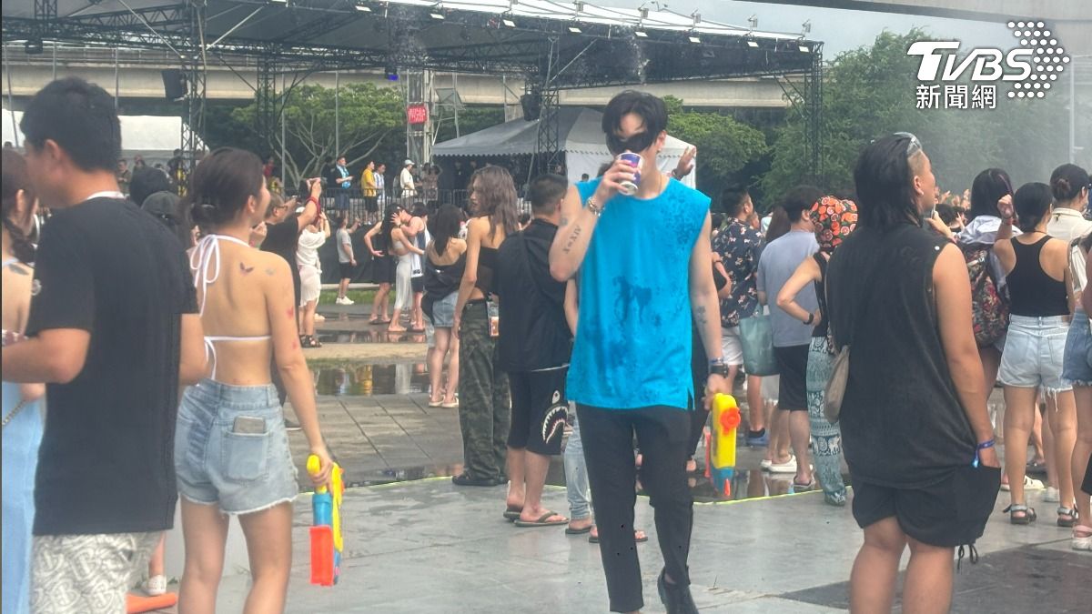 獨／孫麥傑、蔡瑞雪沒分手！S2O甜蜜玩水放閃被直擊 他IG也發聲│TVBS新聞網