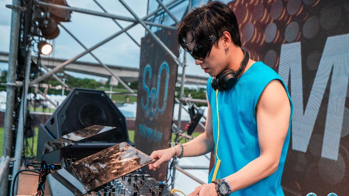 獨／孫麥傑、蔡瑞雪沒分手！S2O甜蜜玩水放閃被直擊 他IG也發聲│TVBS新聞網