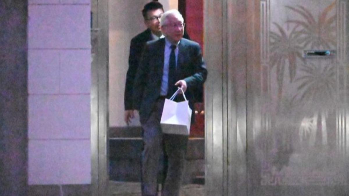 網爆「綠營要角」年初進出鄭文燦官邸 藍委揪關鍵：怕繼續查│TVBS新聞網