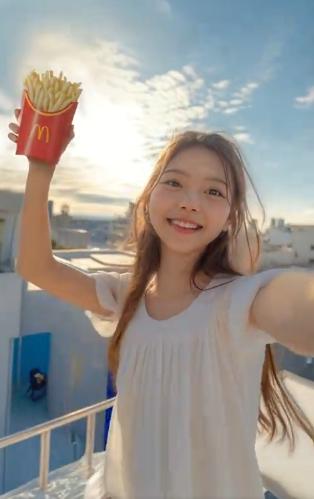 麥當勞用AI正妹拍薯條廣告！驚見6根手指 日網嚇壞食慾全消│TVBS新聞網