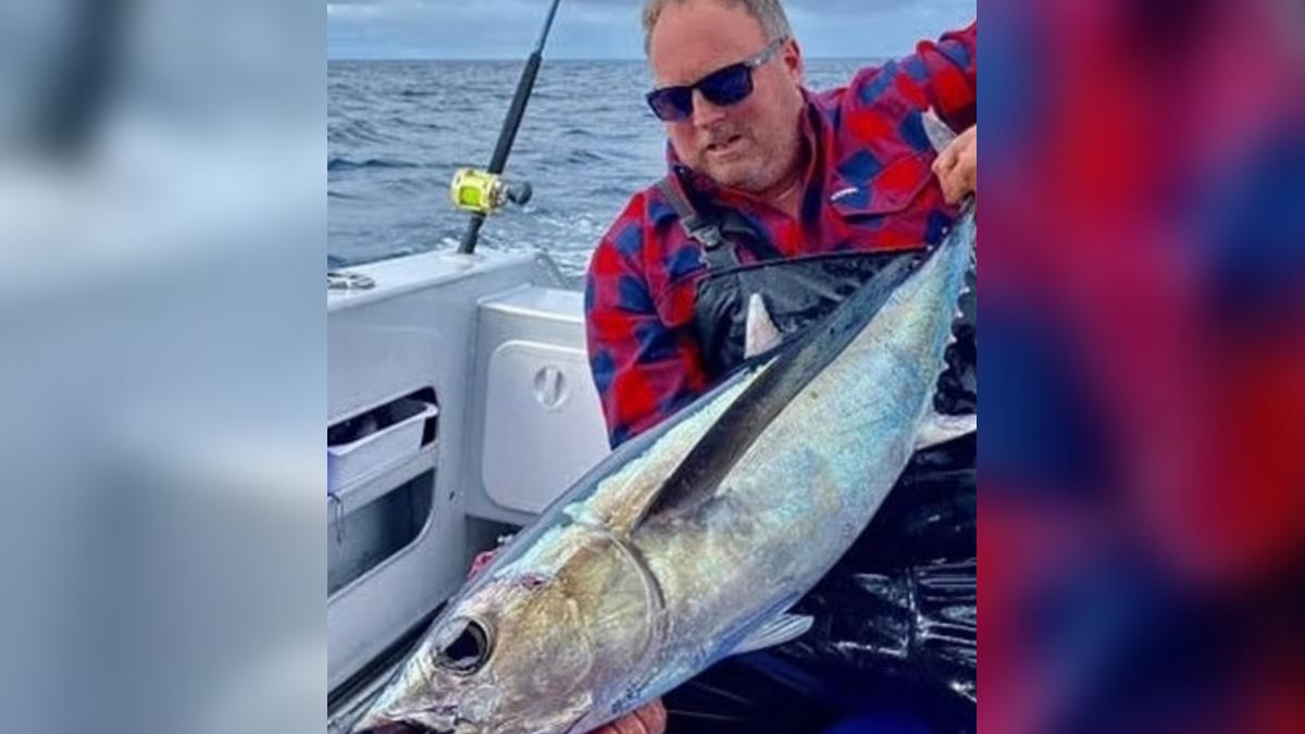 變態！澳男釣到大鱒魚 船上拍「魚與女子嘿咻」挨告│TVBS新聞網