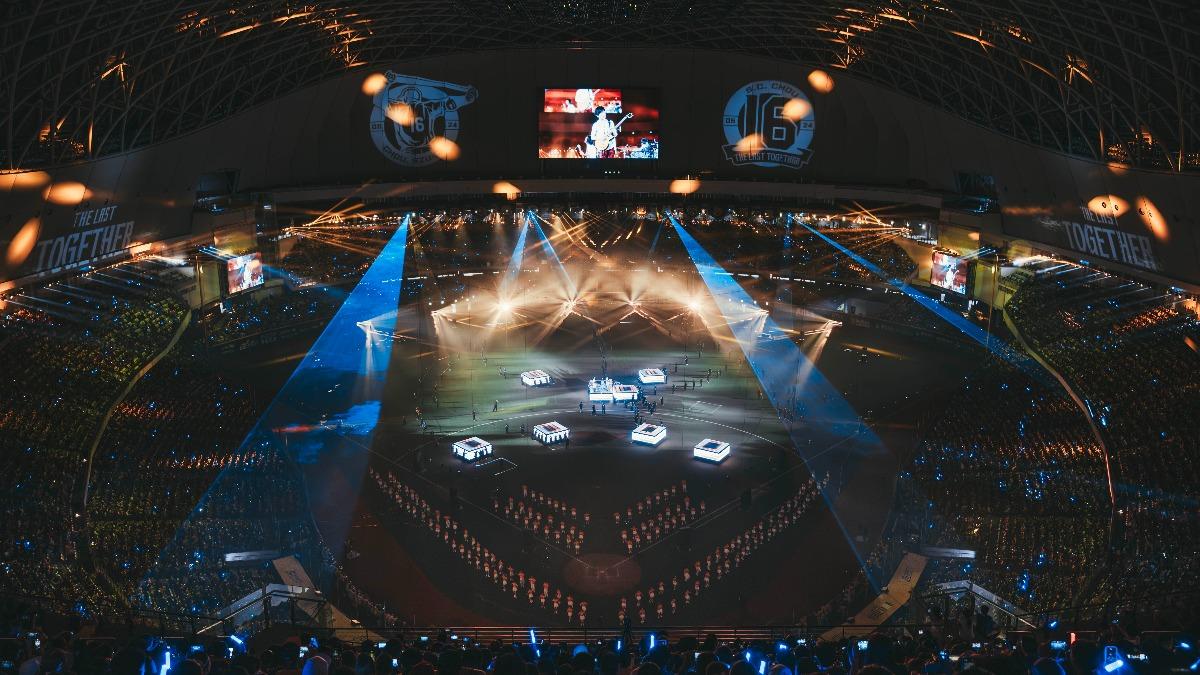 力挺周思齊！五月天大巨蛋開唱「爆狂燒2500萬」 搭台秘辛曝光│TVBS新聞網