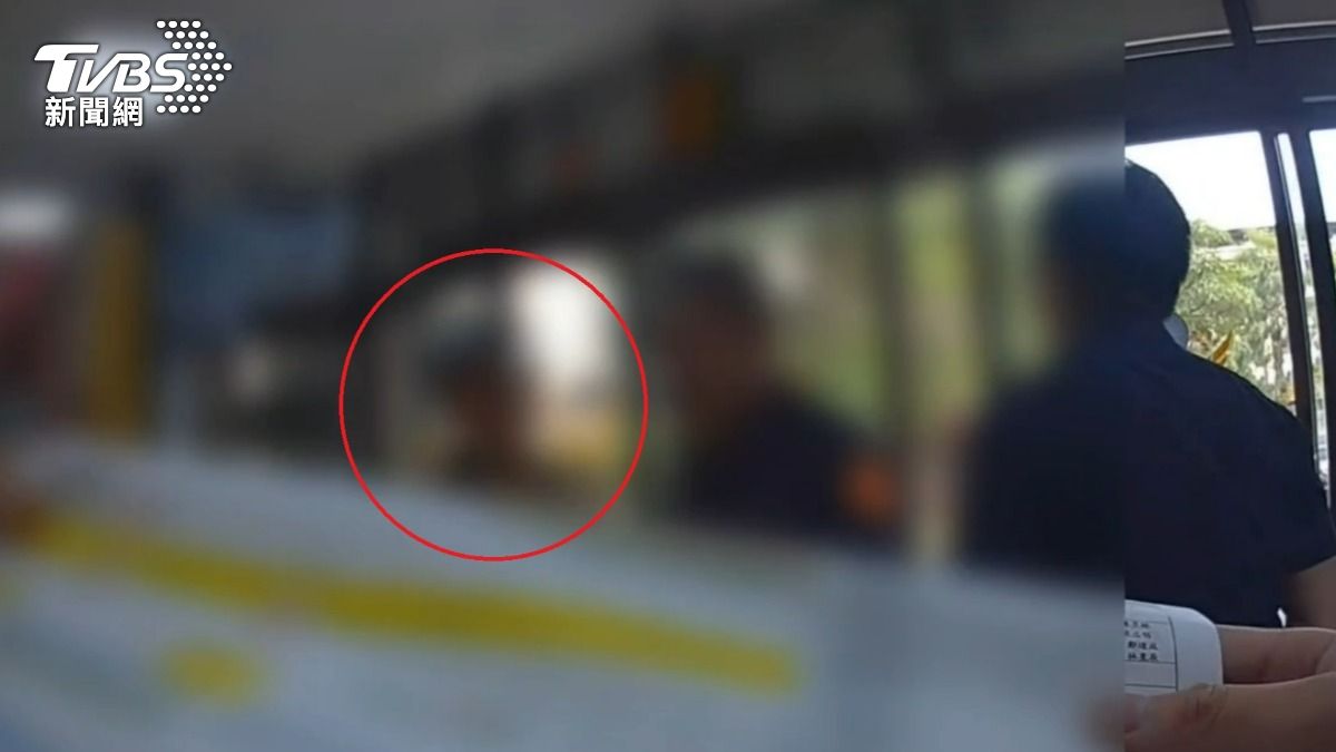 才剛被起訴！網紅「蕭湘公子」又嗆警：天天百通110伺候│TVBS新聞網