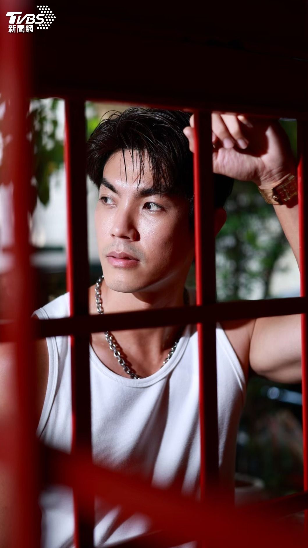 獨／男星月入3千跟媽借錢度日！竟翻身變CEO 驚人近況曝│TVBS新聞網