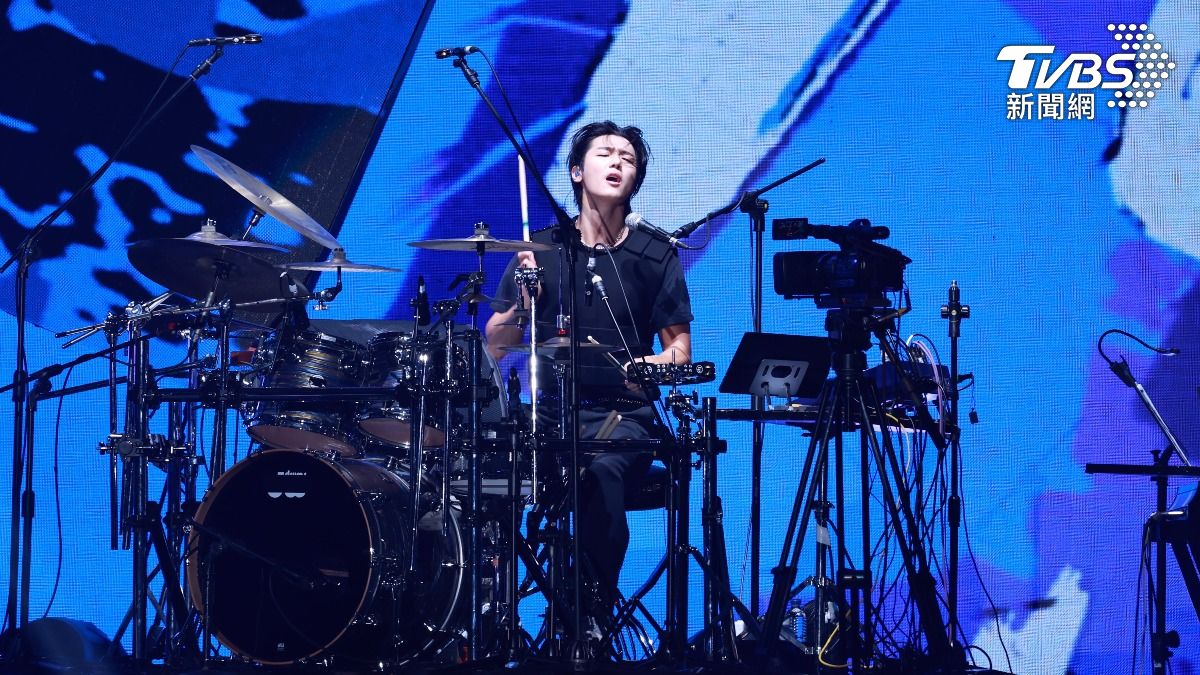 鄭容和放話在台北唱1週！ 粉絲帶湯匙嚇壞CNBLUE：不要敲別人│TVBS新聞網