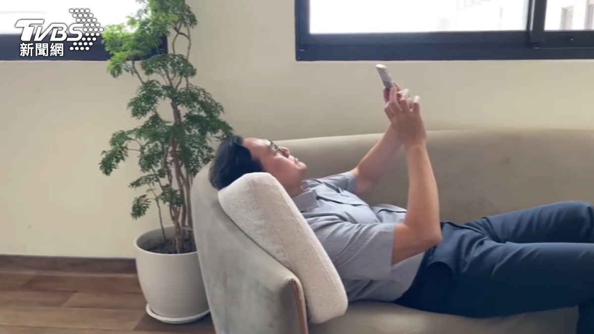 習慣躺床做「這件事」...錯誤NG行為...醫師警告：後果難以想像！│TVBS新聞網