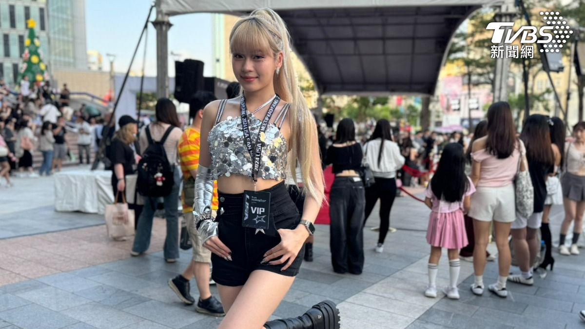 Lisa降臨高雄巨蛋！見面會變時裝秀鬥豔 她披婚紗跪求娶│TVBS新聞網