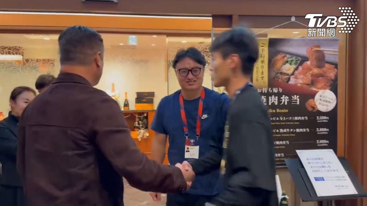 12強／慶中華隊封王！辜董豪氣「夜包和牛店」請客：小費1萬都發了│TVBS新聞網