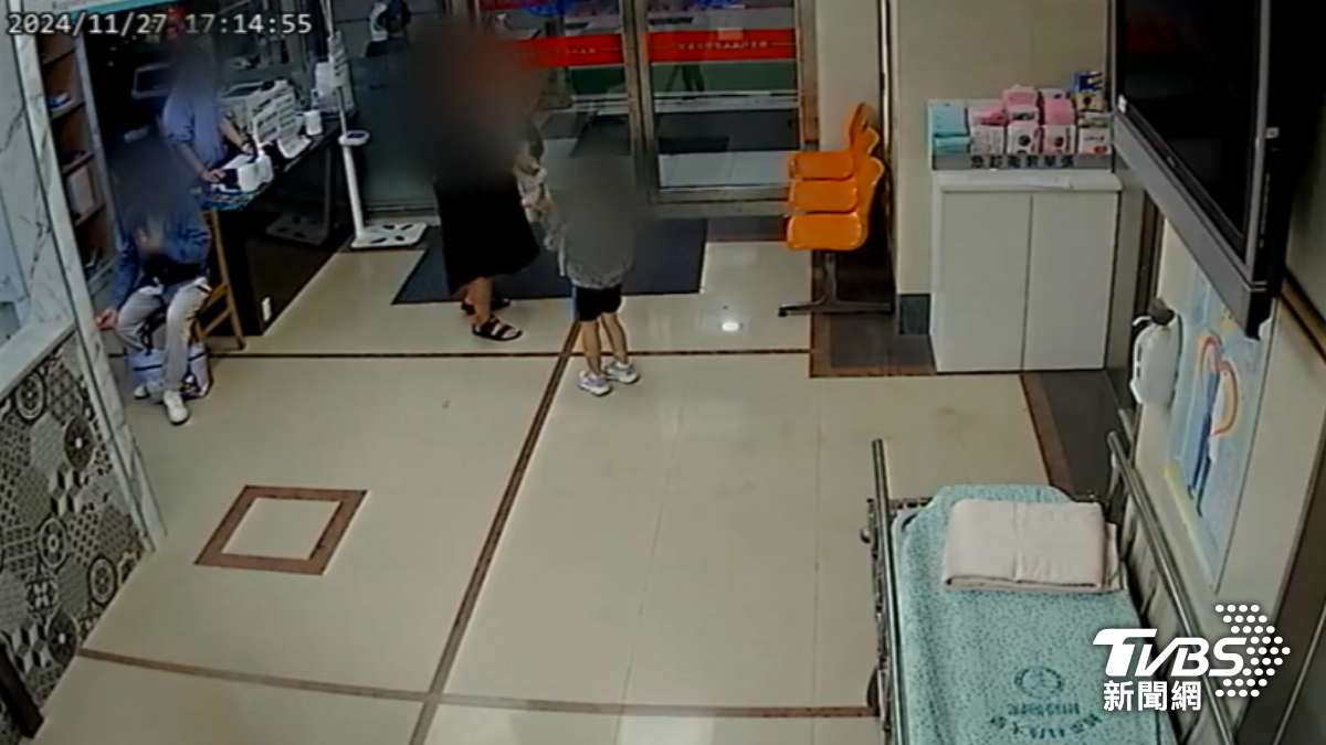 無健保卡拒看？嬰塑膠袋卡喉！母控無健保卡拒看 醫院否認│TVBS新聞網