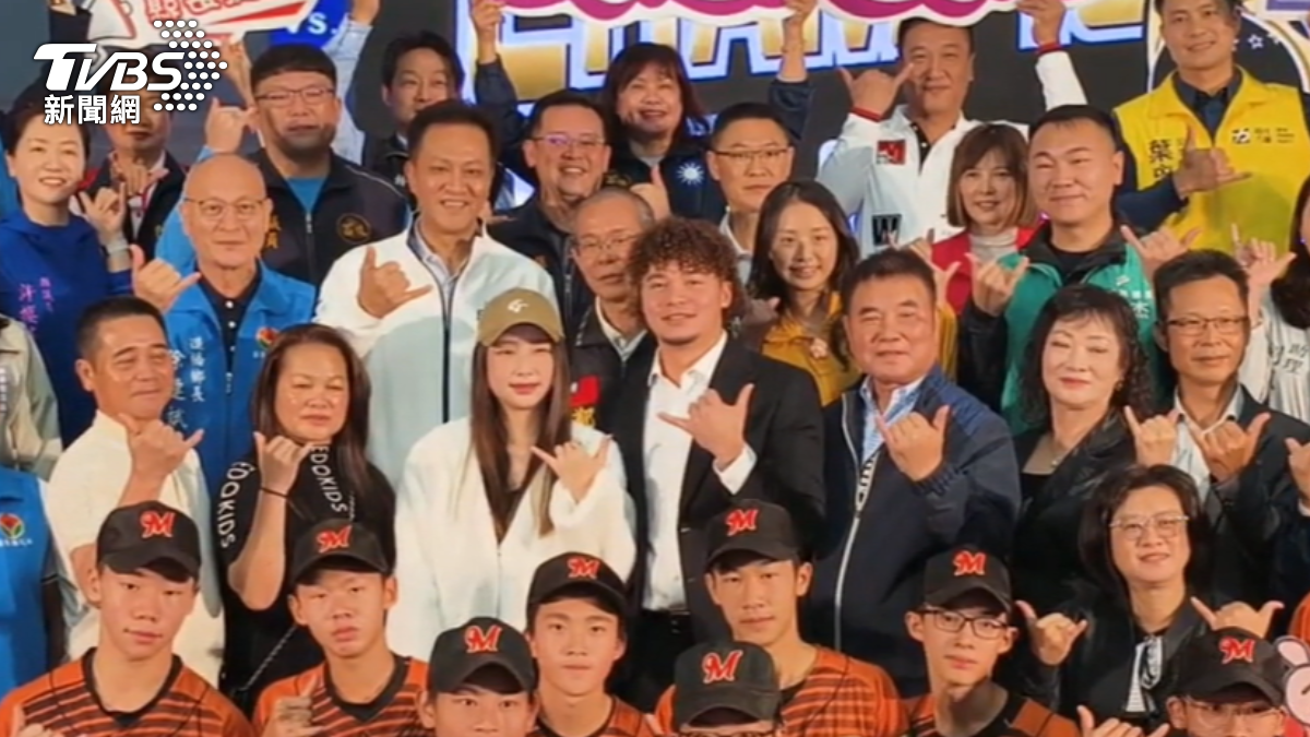 「球員愛老婆」林凱威入籍娘家 慶祝會感謝太太│TVBS新聞網
