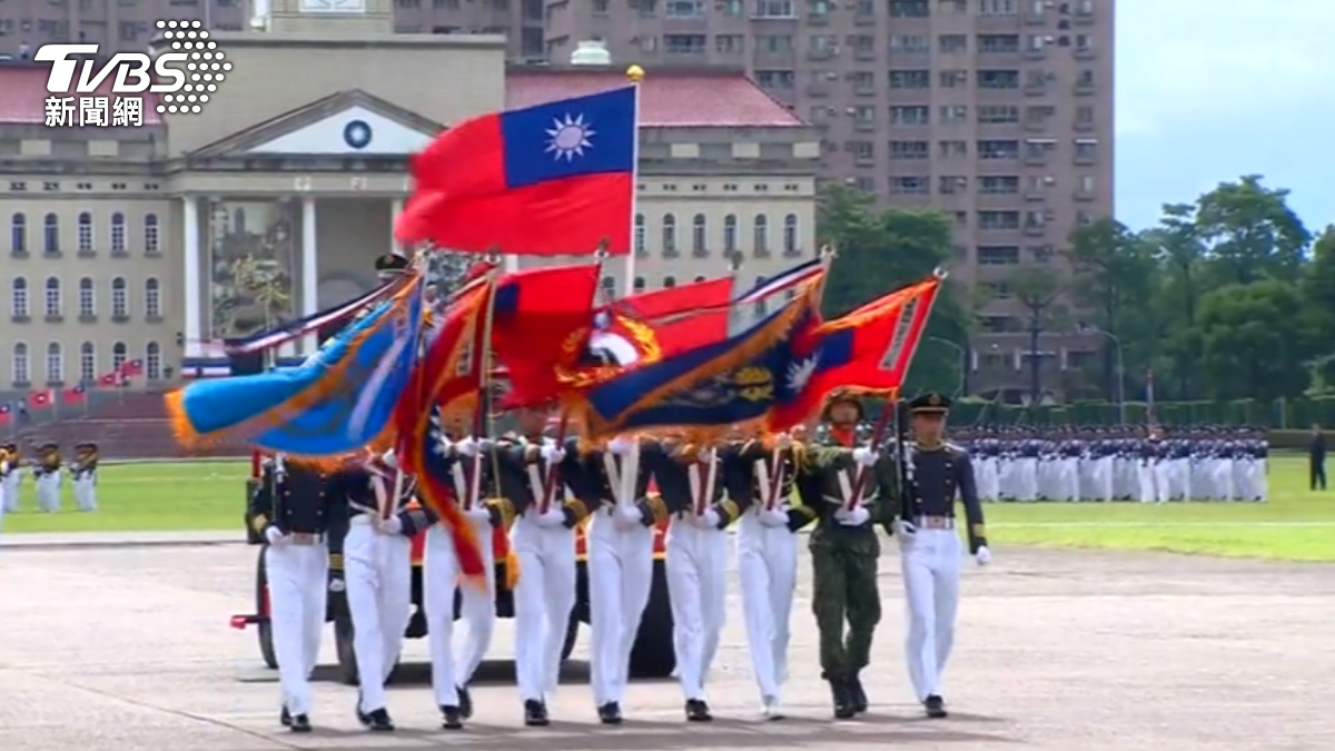 軍校刪「中國史」、英文學分 揭仲：做政治教育│TVBS新聞網