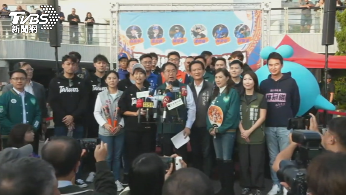 統一獅「英雄」球員返鄉 台南辦遊行見面會│TVBS新聞網