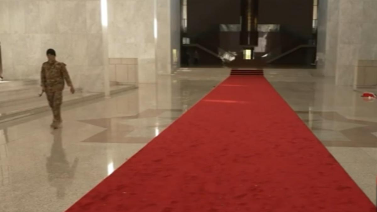 敘利亞人超怒！CNN開箱阿塞德官邸 天花板、吊燈「控金A」│TVBS新聞網