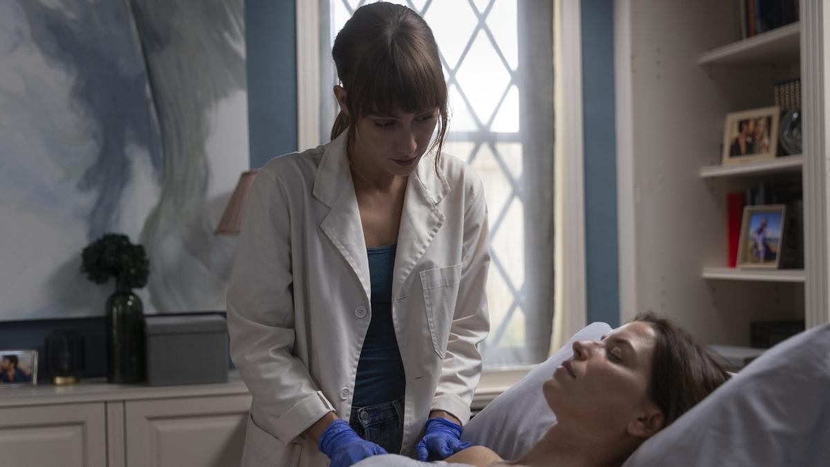 美貌看護幫顧植物人妻！與雇主陷不倫戀 慘遭「詭異靈體」騷擾│TVBS新聞網