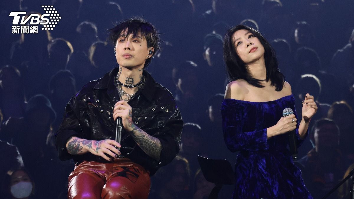 TRASH唱一半！大咖女神無預警登台 被爆「當新娘」美成這樣│TVBS新聞網