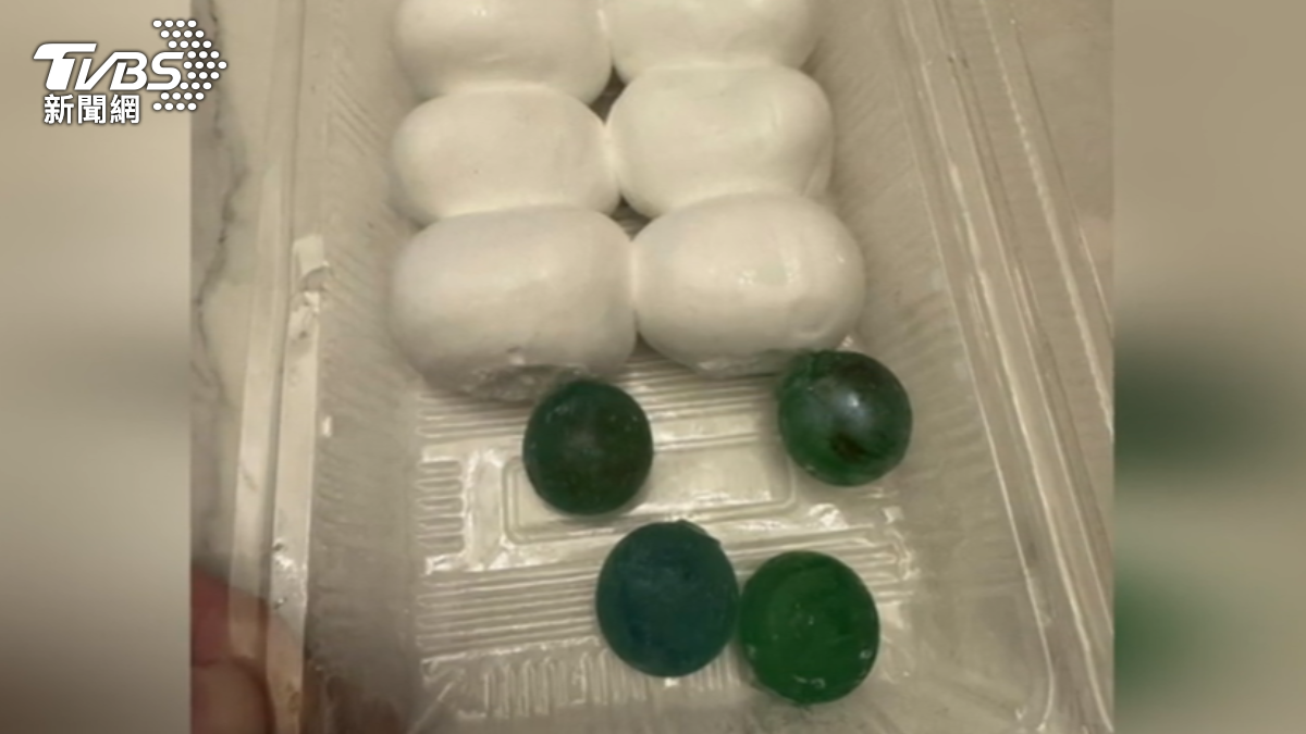 鹹湯圓竟包彈珠！顧客驚下鍋煮融化起泡 業者澄清：買到樣品│TVBS新聞網