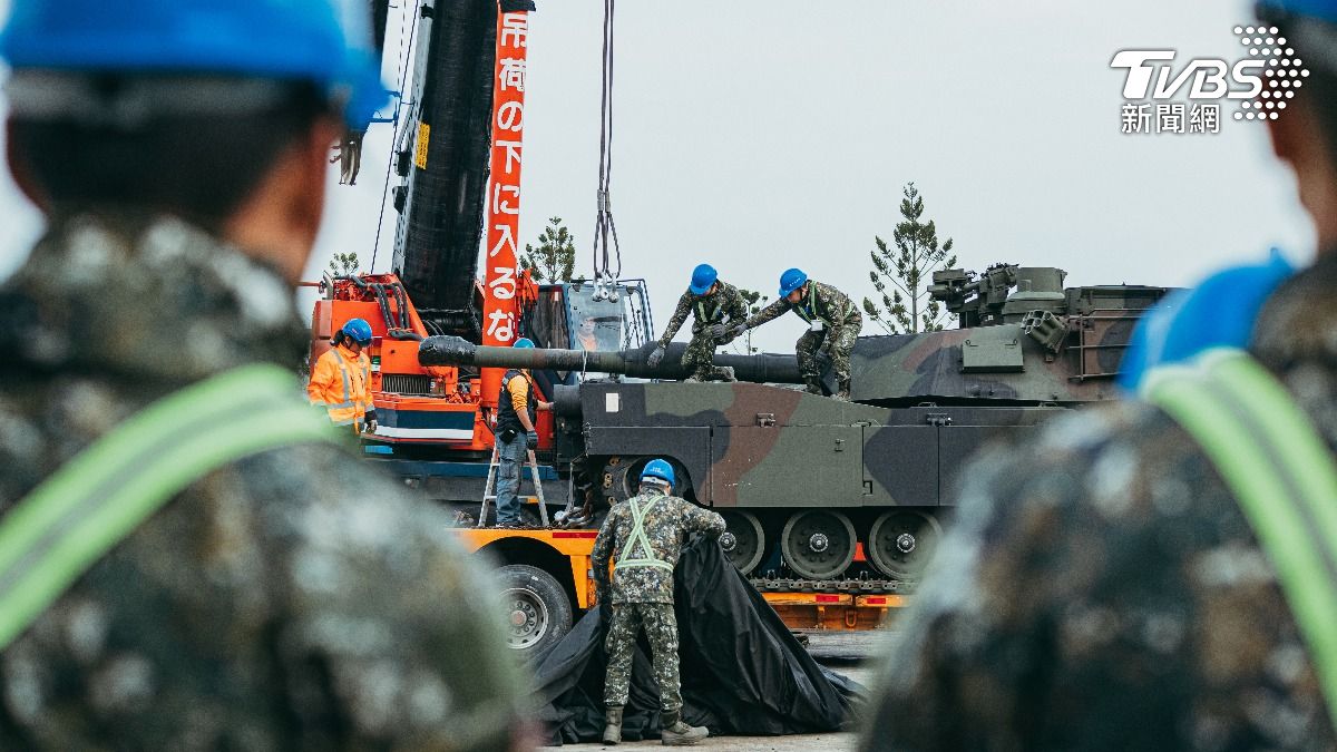 搭1致命武器！國軍「地表最強」M1A2T戰車6月亮相實彈射擊│TVBS新聞網