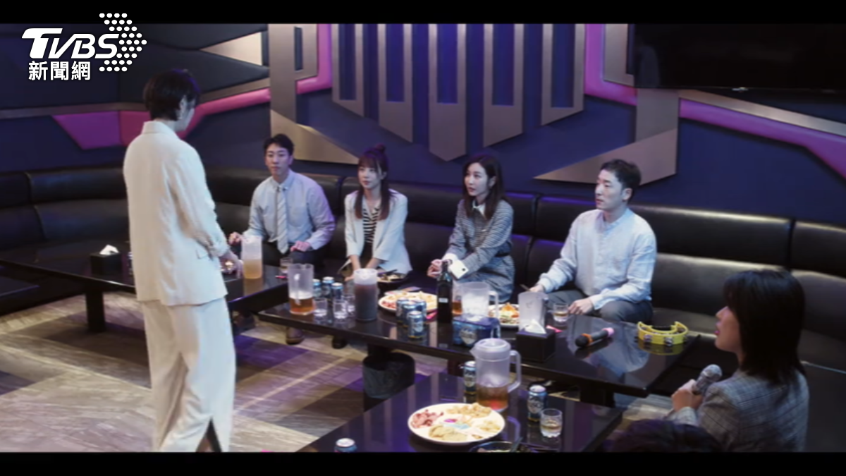 職場如戰場！《祕書俱樂部》賴雅妍「遭同事排擠」引共鳴 與張軒睿感情升溫│TVBS新聞網