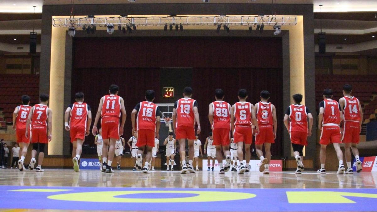 UBA／台師大帶錯球衣遭裁判沒收比賽 健行20比0獲勝│TVBS新聞網