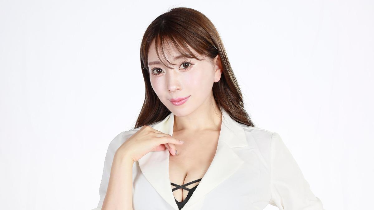 國民情婦長這樣！ TSE學服祭藏「最強流量密碼」│TVBS新聞網