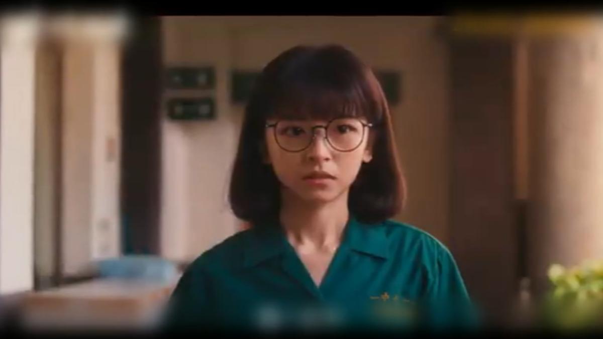 《夜校女生》吹復古風！ 陳姸霏「回春當高中生」穿越1997大玩懷舊元素│TVBS新聞網