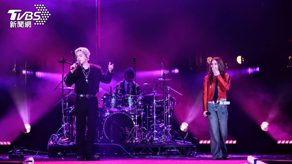 J.Sheon唱「超紅金曲」秀神轉音全場嗨爆 大咖女歌手露蠻腰互尬│TVBS新聞網