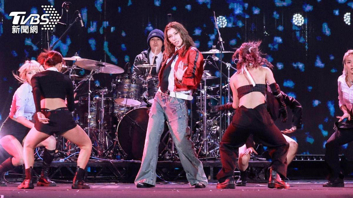 J.Sheon唱「超紅金曲」秀神轉音全場嗨爆 大咖女歌手露蠻腰互尬│TVBS新聞網